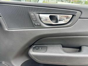 Pelēks Volvo XC60 2019 Tauragė, ar dzinēja tilpumu 1.97 L un nobraukumu 300 tūkst. km par 18500 €, foto 21 vietnē AUTOMOTO.COM.LV