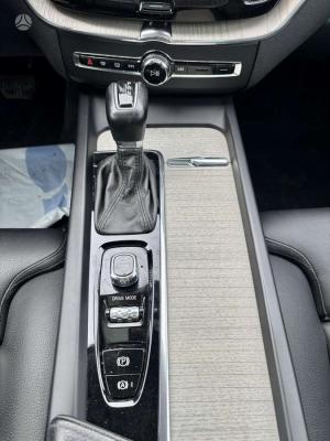 Pelēks Volvo XC60 2019 Tauragė, ar dzinēja tilpumu 1.97 L un nobraukumu 300 tūkst. km par 18500 €, foto 26 vietnē AUTOMOTO.COM.LV