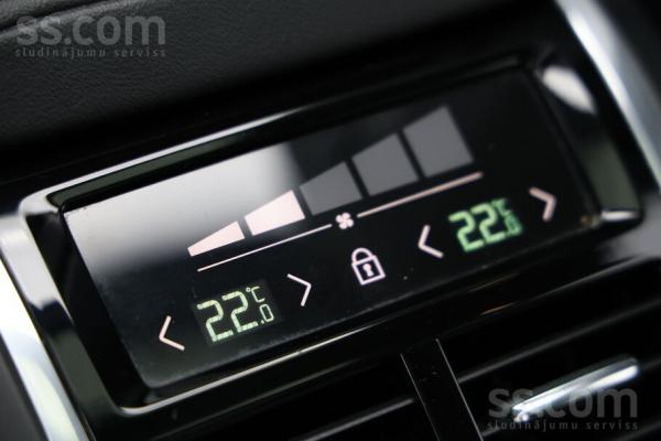 Pelēks Volvo XC60 2019 Tukums, ar dzinēja tilpumu 2.00 L un nobraukumu 260 tūkst. km par 21900 €, foto 9 vietnē AUTOMOTO.COM.LV