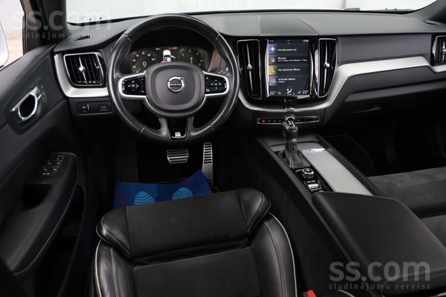 Grey Volvo XC60 2019 in Tukums, with an engine capacity of 2.00 L and mileage of 260 thousand km for 21900 €, photo 12 on AUTOMOTO.COM.LV