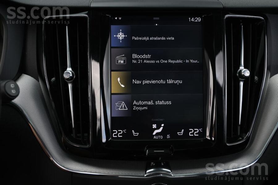 Grey Volvo XC60 2019 in Tukums, with an engine capacity of 2.00 L and mileage of 260 thousand km for 21900 €, photo 13 on AUTOMOTO.COM.LV