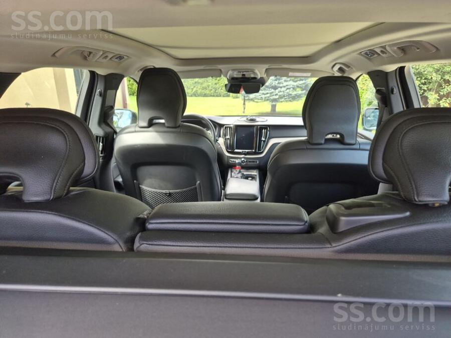 Pelēks Volvo XC60 2019 Rīga, ar dzinēja tilpumu 2.00 L un nobraukumu 101 tūkst. km par 23000 €, foto 11 vietnē AUTOMOTO.COM.LV