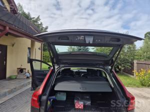 Pelēks Volvo XC60 2019 Rīga, ar dzinēja tilpumu 2.00 L un nobraukumu 101 tūkst. km par 23000 €, foto 23 vietnē AUTOMOTO.COM.LV