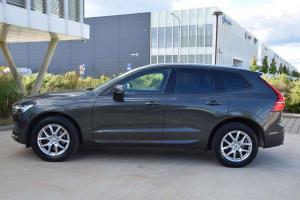 Grey Volvo XC60 2019 in Vilnius, with an engine capacity of 1.97 L and mileage of 252 thousand km for 18800 €, photo 9 on AUTOMOTO.COM.LV
