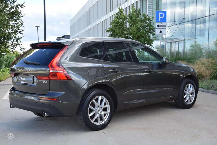 Grey Volvo XC60 2019 in Vilnius, with an engine capacity of 1.97 L and mileage of 252 thousand km for 18800 €, photo 12 on AUTOMOTO.COM.LV