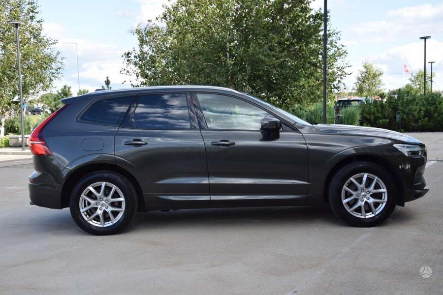 Grey Volvo XC60 2019 in Vilnius, with an engine capacity of 1.97 L and mileage of 252 thousand km for 18800 €, photo 13 on AUTOMOTO.COM.LV