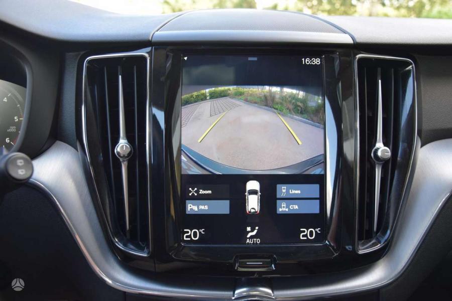 Grey Volvo XC60 2019 in Vilnius, with an engine capacity of 1.97 L and mileage of 252 thousand km for 18800 €, photo 23 on AUTOMOTO.COM.LV