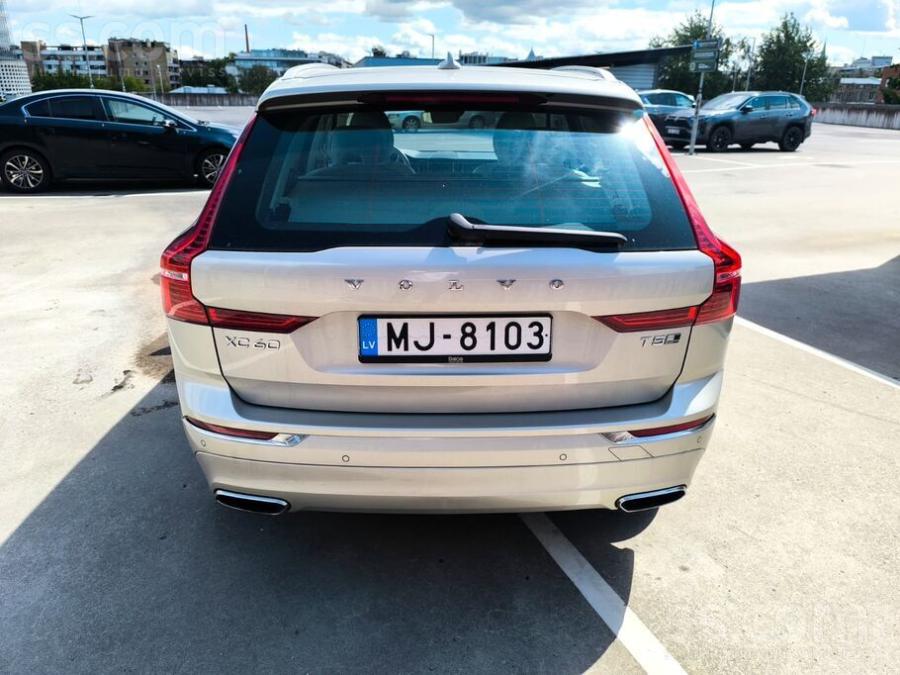 Pelēks Volvo XC60 2019 Rīga, ar dzinēja tilpumu 2.00 L un nobraukumu 115 tūkst. km par 23500 €, foto 9 vietnē AUTOMOTO.COM.LV