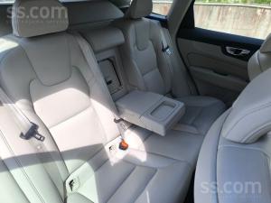 Pelēks Volvo XC60 2019 Rīga, ar dzinēja tilpumu 2.00 L un nobraukumu 115 tūkst. km par 23500 €, foto 12 vietnē AUTOMOTO.COM.LV