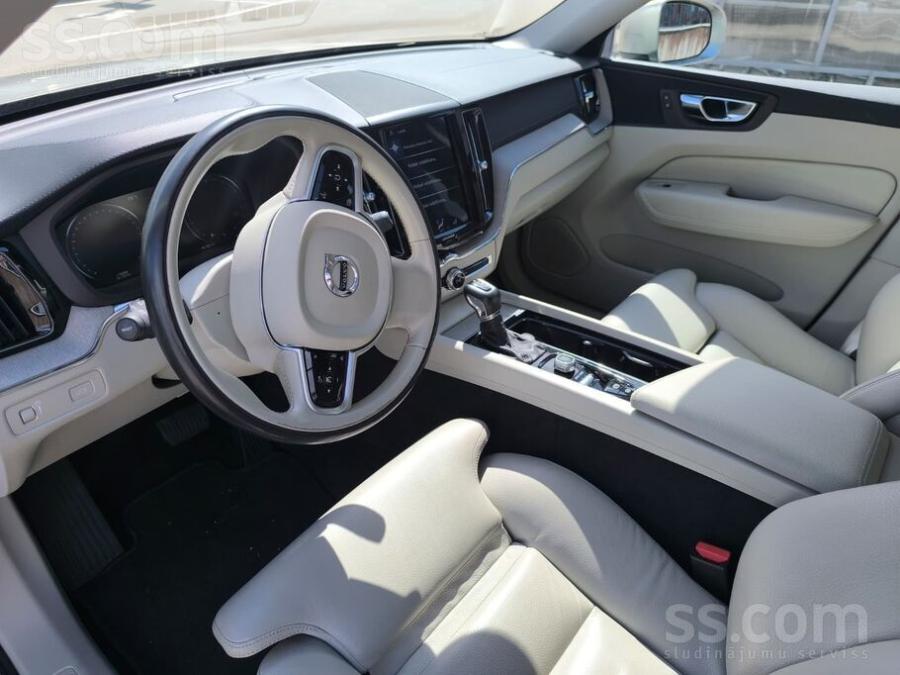 Pelēks Volvo XC60 2019 Rīga, ar dzinēja tilpumu 2.00 L un nobraukumu 115 tūkst. km par 23500 €, foto 21 vietnē AUTOMOTO.COM.LV
