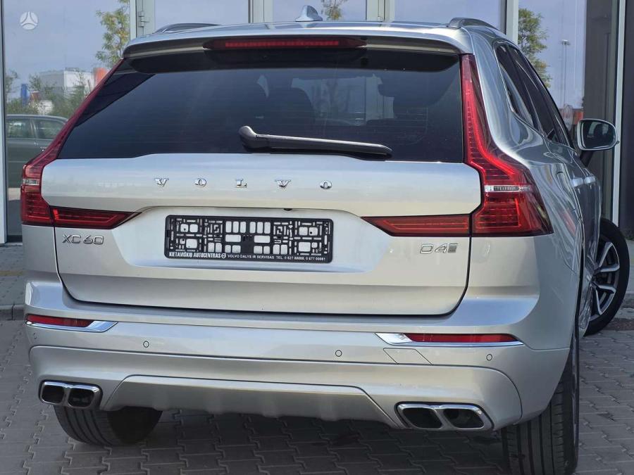 Grey Volvo XC60 2019 in Vilnius, with an engine capacity of 1.97 L and mileage of 283 thousand km for 20900 €, photo 7 on AUTOMOTO.COM.LV