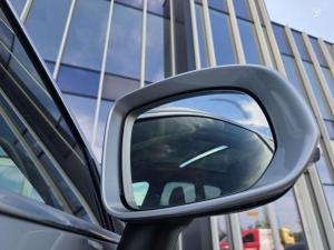 Grey Volvo XC60 2019 in Vilnius, with an engine capacity of 1.97 L and mileage of 283 thousand km for 20900 €, photo 9 on AUTOMOTO.COM.LV