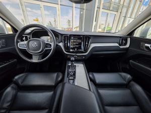 Grey Volvo XC60 2019 in Vilnius, with an engine capacity of 1.97 L and mileage of 283 thousand km for 20900 €, photo 11 on AUTOMOTO.COM.LV