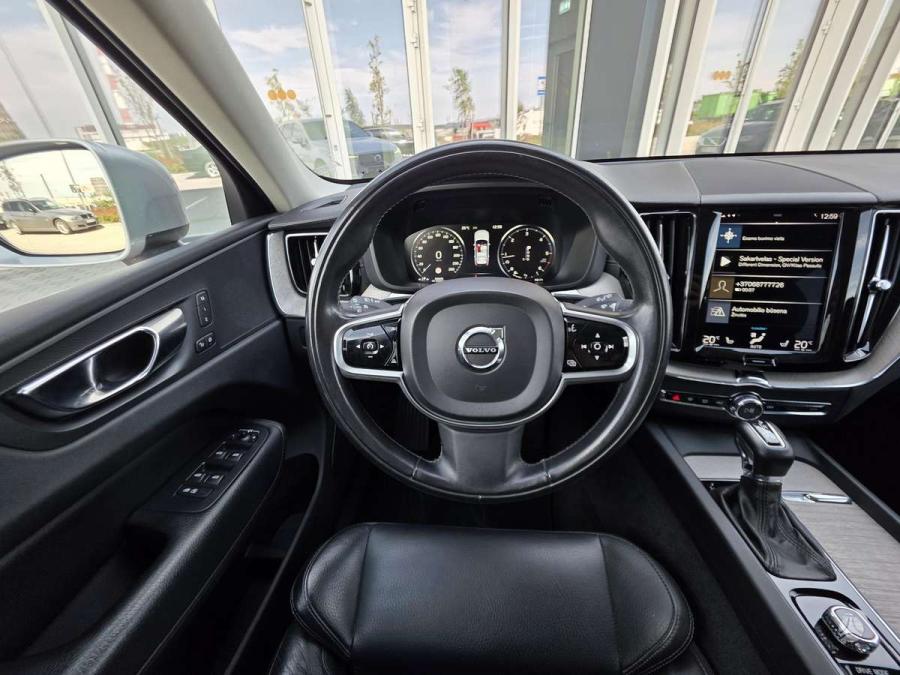Grey Volvo XC60 2019 in Vilnius, with an engine capacity of 1.97 L and mileage of 283 thousand km for 20900 €, photo 12 on AUTOMOTO.COM.LV