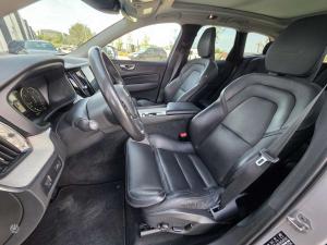 Grey Volvo XC60 2019 in Vilnius, with an engine capacity of 1.97 L and mileage of 283 thousand km for 20900 €, photo 13 on AUTOMOTO.COM.LV