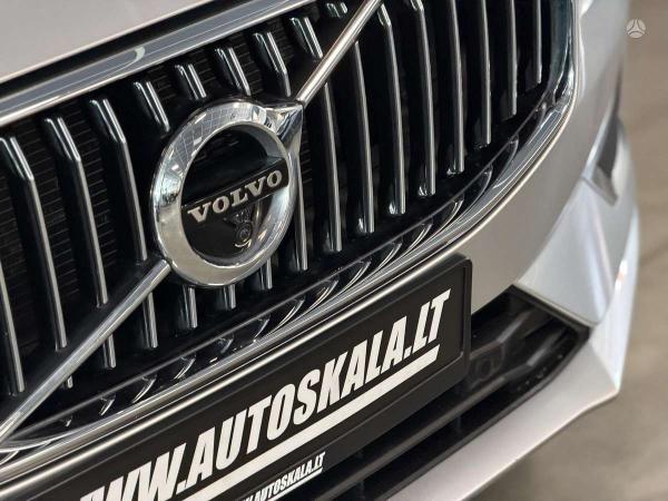 Pelēks Volvo XC60 2019 Klaipėda, ar dzinēja tilpumu 1.97 L un nobraukumu 69 tūkst. km par 22950 €, foto 4 vietnē AUTOMOTO.COM.LV