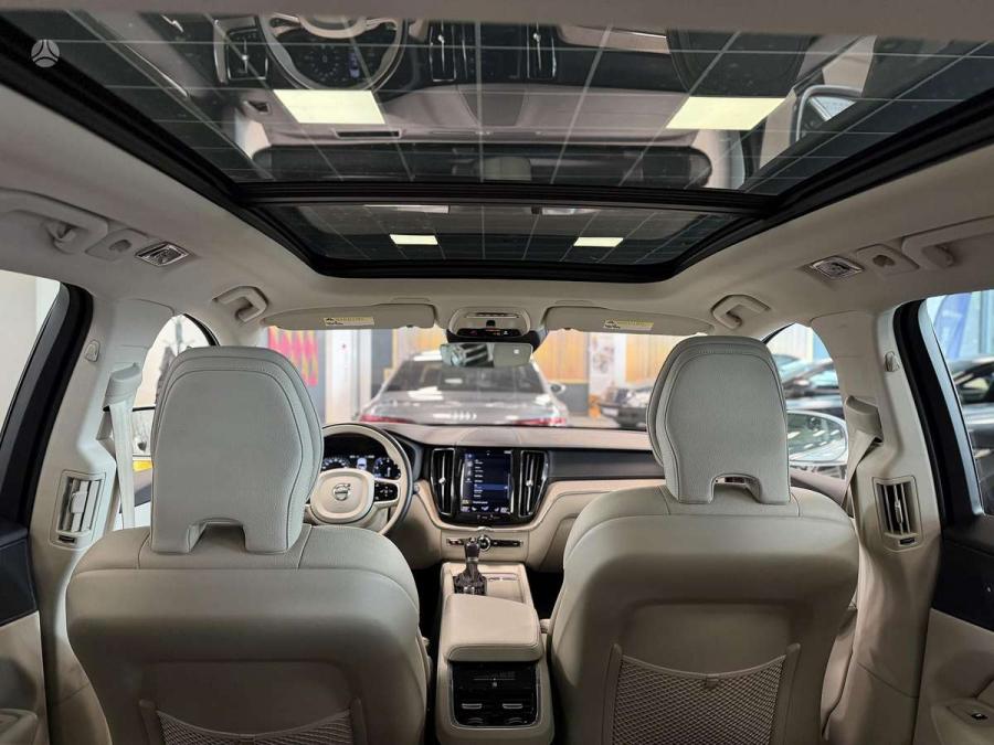 Pelēks Volvo XC60 2019 Klaipėda, ar dzinēja tilpumu 1.97 L un nobraukumu 69 tūkst. km par 22950 €, foto 19 vietnē AUTOMOTO.COM.LV