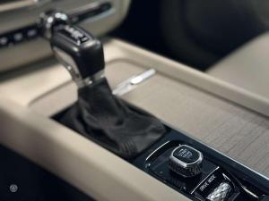 Pelēks Volvo XC60 2019 Klaipėda, ar dzinēja tilpumu 1.97 L un nobraukumu 69 tūkst. km par 22950 €, foto 22 vietnē AUTOMOTO.COM.LV