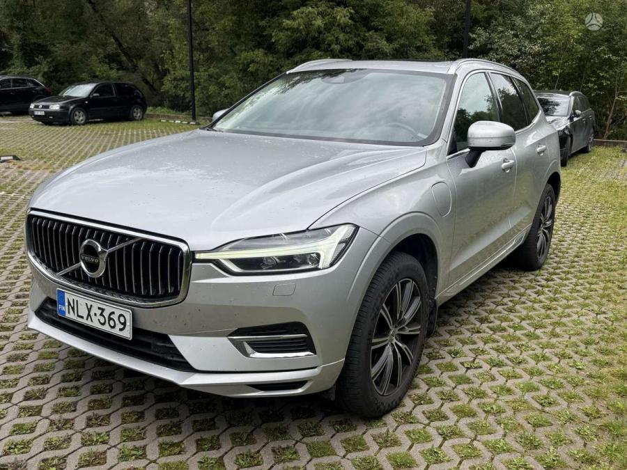 Pelēks Volvo XC60 2019 Kauņa, ar dzinēja tilpumu 1.97 L un nobraukumu 169 tūkst. km par 18100 €, foto 1 vietnē AUTOMOTO.COM.LV