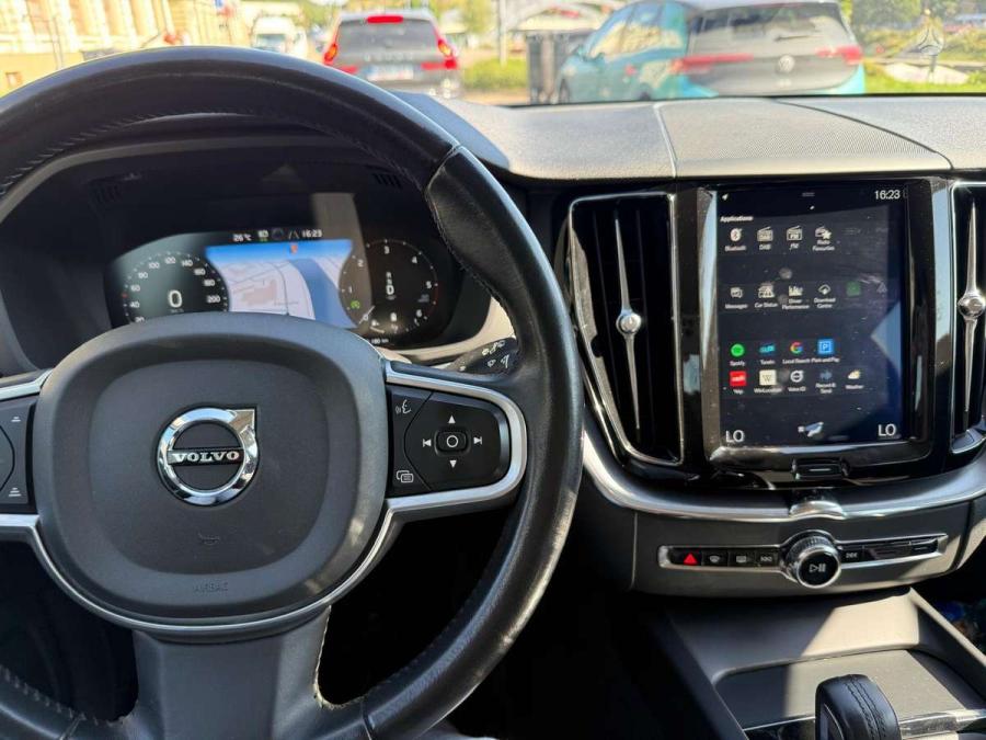 Pelēks Volvo XC60 2019 Viļņa, ar dzinēja tilpumu 1.97 L un nobraukumu 271 tūkst. km par 17700 €, foto 8 vietnē AUTOMOTO.COM.LV