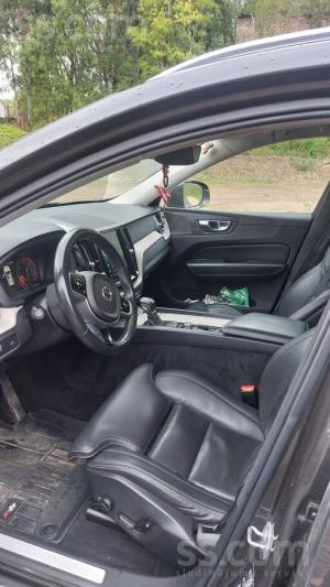 Pelēks Volvo XC60 2019 Rēzekne, ar dzinēja tilpumu 2.00 L un nobraukumu 273 tūkst. km par 19500 €, foto 7 vietnē AUTOMOTO.COM.LV