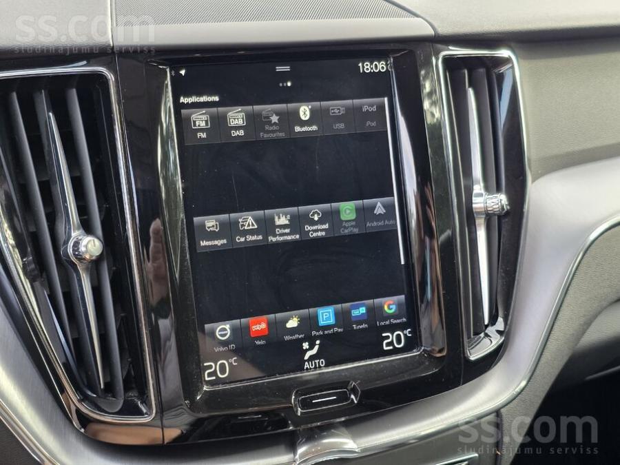 Pelēks Volvo XC60 2019 Rīga, ar dzinēja tilpumu 2.00 L un nobraukumu 0 tūkst. km par 18750 €, foto 5 vietnē AUTOMOTO.COM.LV