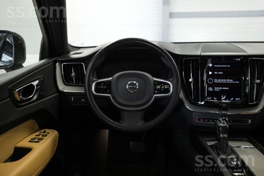 Pelēks Volvo XC60 2019 Tukums, ar dzinēja tilpumu 2.00 L un nobraukumu 160 tūkst. km par 23300 €, foto 20 vietnē AUTOMOTO.COM.LV