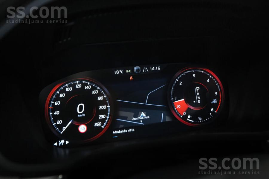 Pelēks Volvo XC60 2019 Tukums, ar dzinēja tilpumu 2.00 L un nobraukumu 160 tūkst. km par 23300 €, foto 27 vietnē AUTOMOTO.COM.LV
