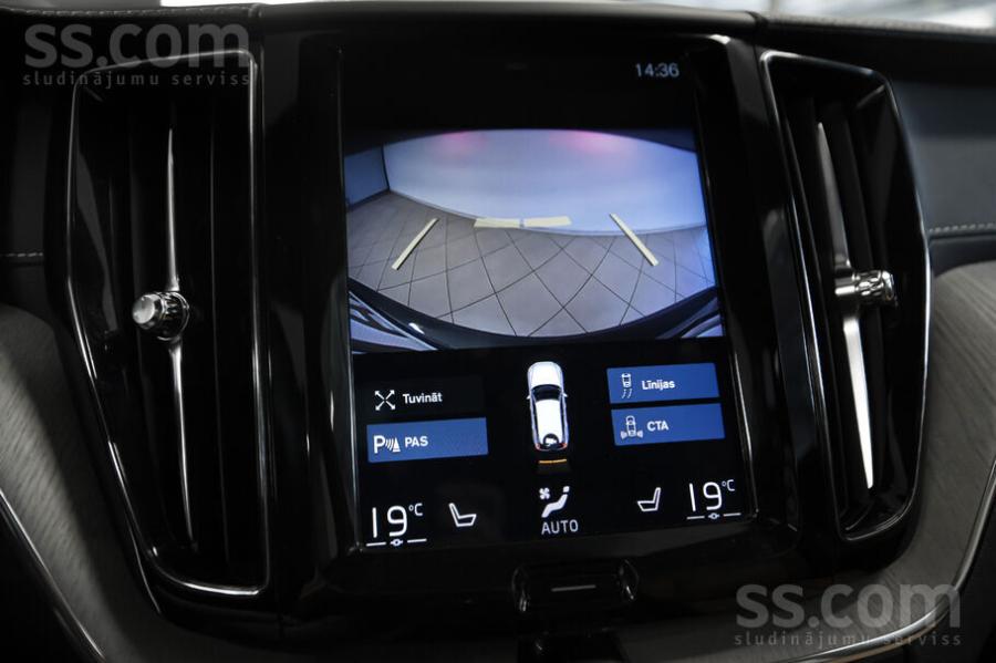 Pelēks Volvo XC60 2019 Tukums, ar dzinēja tilpumu 2.00 L un nobraukumu 160 tūkst. km par 23300 €, foto 28 vietnē AUTOMOTO.COM.LV