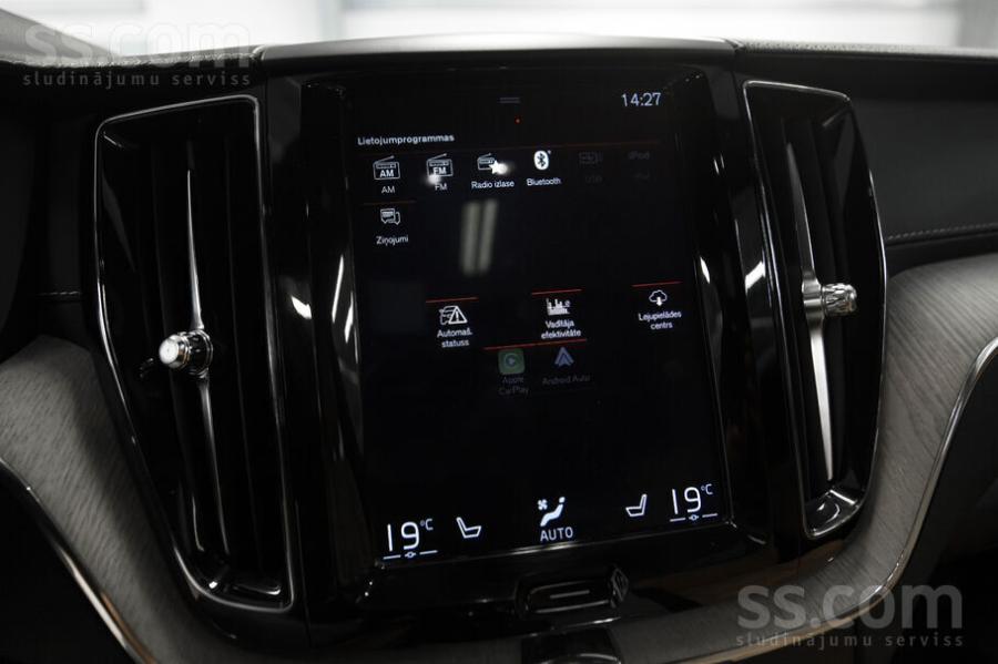 Pelēks Volvo XC60 2019 Tukums, ar dzinēja tilpumu 2.00 L un nobraukumu 160 tūkst. km par 23300 €, foto 30 vietnē AUTOMOTO.COM.LV