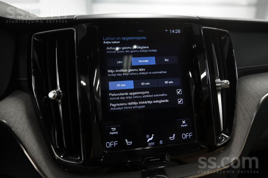 Pelēks Volvo XC60 2019 Tukums, ar dzinēja tilpumu 2.00 L un nobraukumu 160 tūkst. km par 23300 €, foto 31 vietnē AUTOMOTO.COM.LV