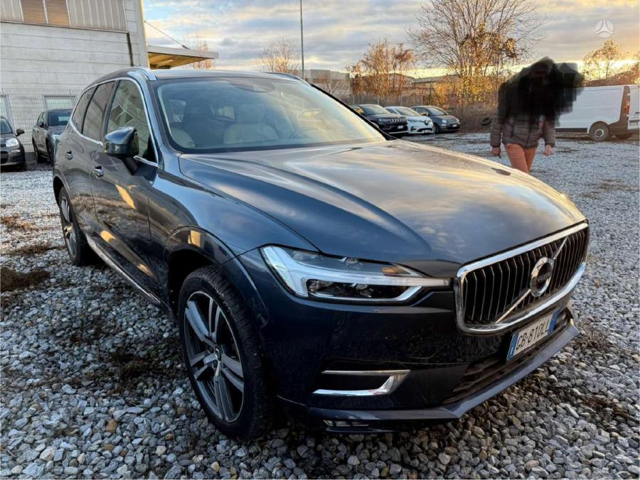 Pelēks Volvo XC60 2020 Šauļi, ar dzinēja tilpumu 1.97 L un nobraukumu 300 tūkst. km par 14800 €, foto 2 vietnē AUTOMOTO.COM.LV