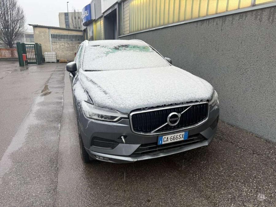 Grey Volvo XC60 2020 in Silale, with an engine capacity of 1.97 L and mileage of 146 thousand km for 13700 €, photo 1 on AUTOMOTO.COM.LV