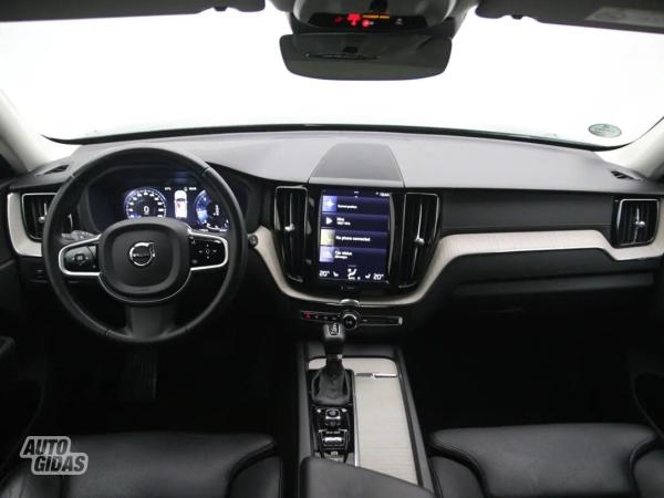 Pelēks Volvo XC60 2020 Viļņa, ar dzinēja tilpumu 2.00 L un nobraukumu 184 tūkst. km par 24999 €, foto 2 vietnē AUTOMOTO.COM.LV