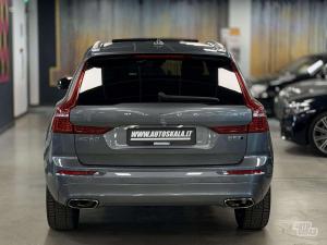 Grey Volvo XC60 2020 in Klaipeda, with an engine capacity of 2.00 L and mileage of 170 thousand km for 27750 €, photo 5 on AUTOMOTO.COM.LV