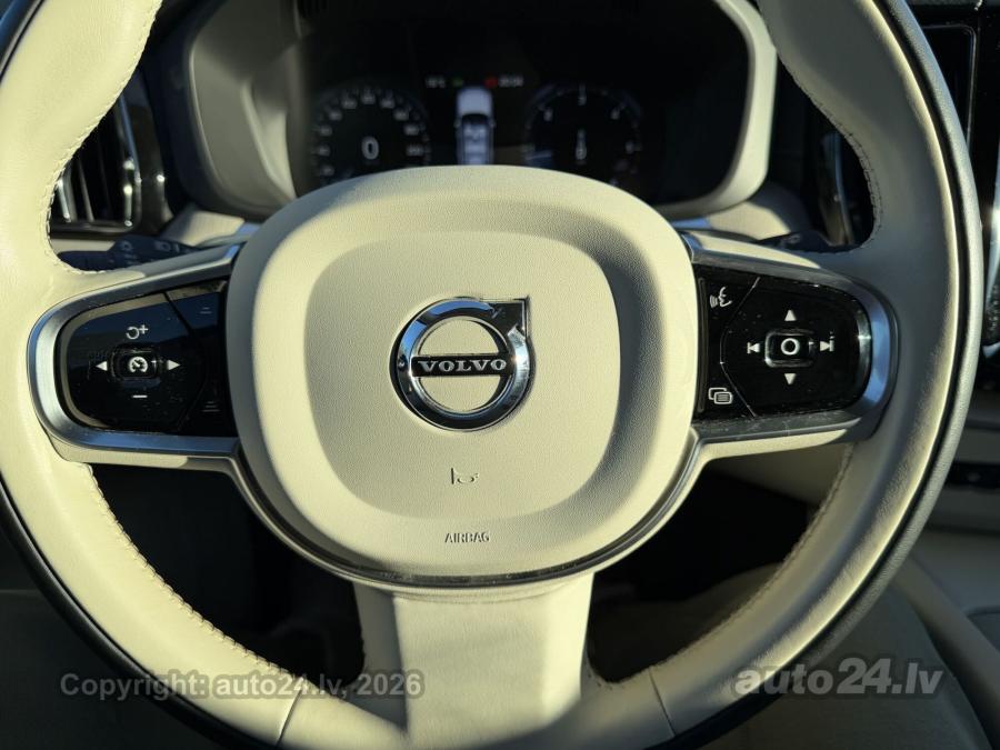 Pelēks Volvo XC60 2020 Tallina, ar dzinēja tilpumu 2.00 L un nobraukumu 89 tūkst. km par 35500 €, foto 12 vietnē AUTOMOTO.COM.LV