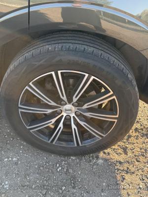 Pelēks Volvo XC60 2020 Tallina, ar dzinēja tilpumu 2.00 L un nobraukumu 89 tūkst. km par 35500 €, foto 18 vietnē AUTOMOTO.COM.LV