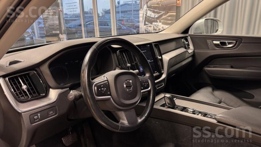 Pelēks Volvo XC60 2020 Rīga, ar dzinēja tilpumu 2.00 L un nobraukumu 165 tūkst. km par 23490 €, foto 10 vietnē AUTOMOTO.COM.LV