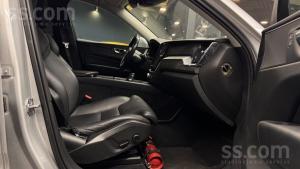 Pelēks Volvo XC60 2020 Rīga, ar dzinēja tilpumu 2.00 L un nobraukumu 165 tūkst. km par 23490 €, foto 11 vietnē AUTOMOTO.COM.LV