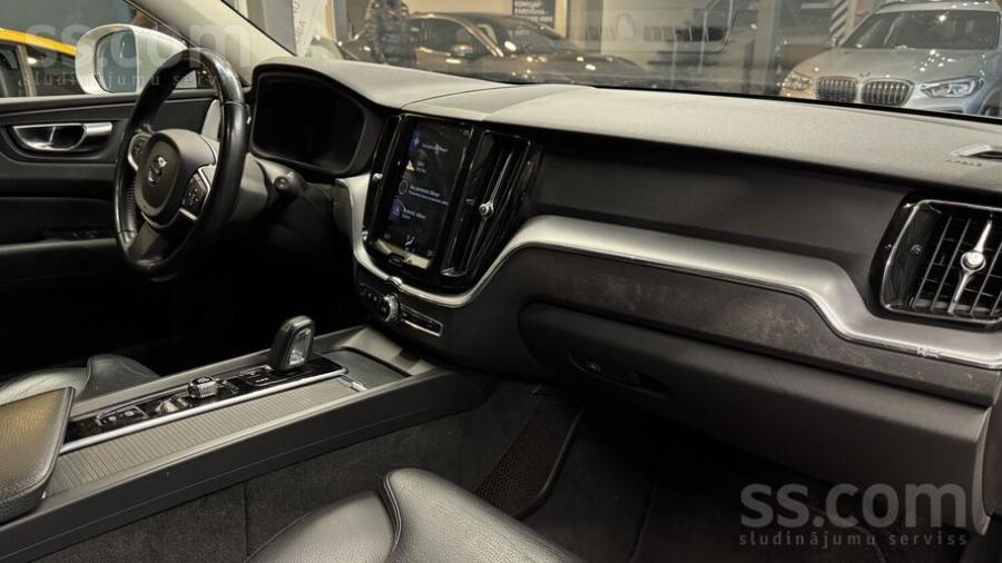 Pelēks Volvo XC60 2020 Rīga, ar dzinēja tilpumu 2.00 L un nobraukumu 165 tūkst. km par 23490 €, foto 12 vietnē AUTOMOTO.COM.LV