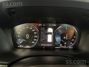 Pelēks Volvo XC60 2020 Rīga, ar dzinēja tilpumu 2.00 L un nobraukumu 124 tūkst. km par 33990 €, foto 12 vietnē AUTOMOTO.COM.LV