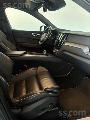 Pelēks Volvo XC60 2020 Rīga, ar dzinēja tilpumu 2.00 L un nobraukumu 124 tūkst. km par 33990 €, foto 17 vietnē AUTOMOTO.COM.LV