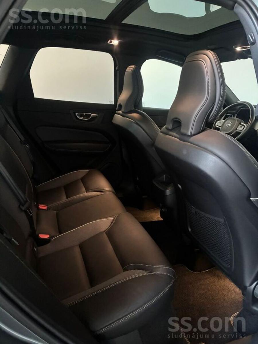 Pelēks Volvo XC60 2020 Rīga, ar dzinēja tilpumu 2.00 L un nobraukumu 124 tūkst. km par 33990 €, foto 18 vietnē AUTOMOTO.COM.LV