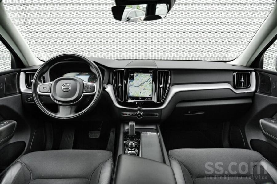 Pelēks Volvo XC60 2020 Rīga, ar dzinēja tilpumu 2.00 L un nobraukumu 68 tūkst. km par 29350 €, foto 7 vietnē AUTOMOTO.COM.LV