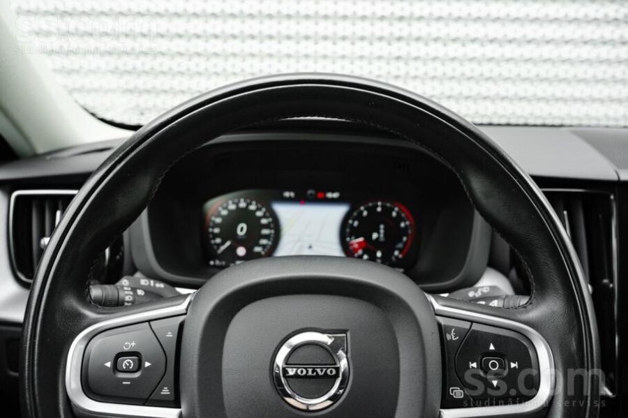 Pelēks Volvo XC60 2020 Rīga, ar dzinēja tilpumu 2.00 L un nobraukumu 68 tūkst. km par 29350 €, foto 14 vietnē AUTOMOTO.COM.LV