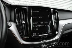Pelēks Volvo XC60 2020 Rīga, ar dzinēja tilpumu 2.00 L un nobraukumu 68 tūkst. km par 29350 €, foto 15 vietnē AUTOMOTO.COM.LV