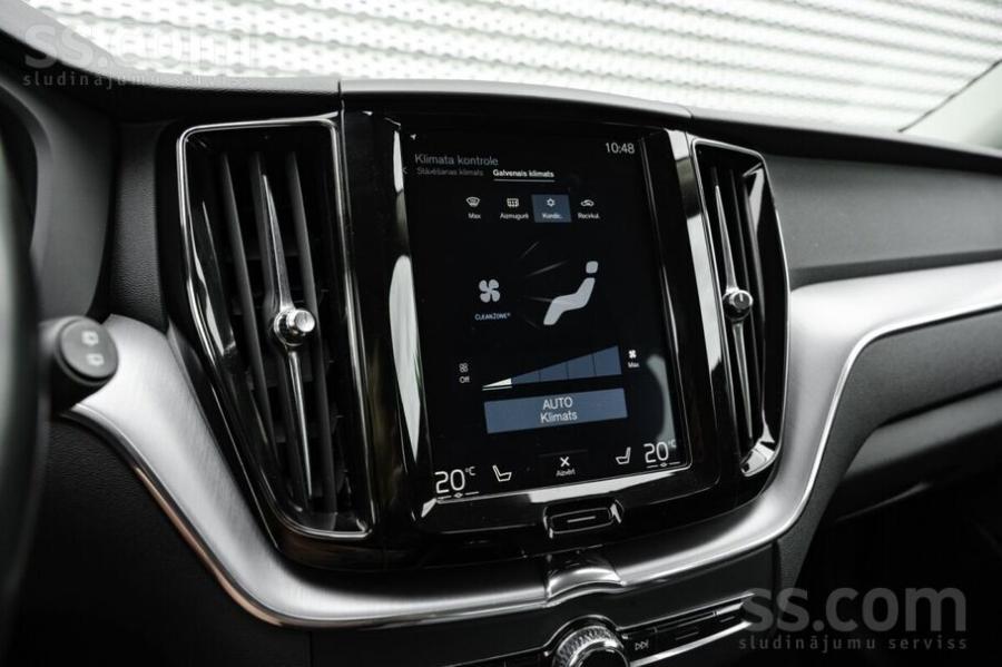 Pelēks Volvo XC60 2020 Rīga, ar dzinēja tilpumu 2.00 L un nobraukumu 68 tūkst. km par 29350 €, foto 19 vietnē AUTOMOTO.COM.LV