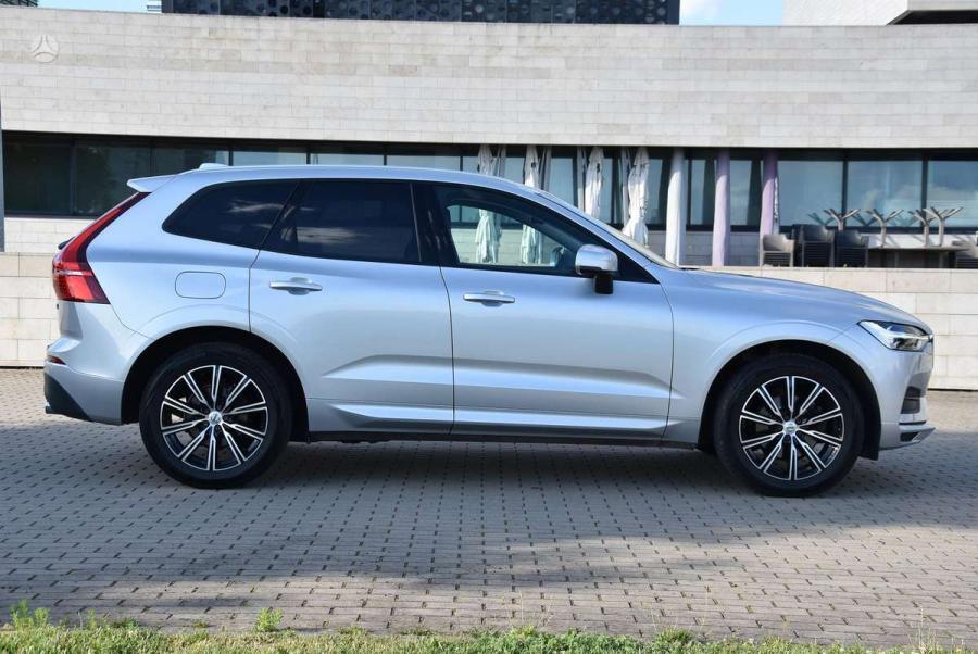 Pelēks Volvo XC60 2020 Viļņa, ar dzinēja tilpumu 1.97 L un nobraukumu 243 tūkst. km par 15999 €, foto 4 vietnē AUTOMOTO.COM.LV
