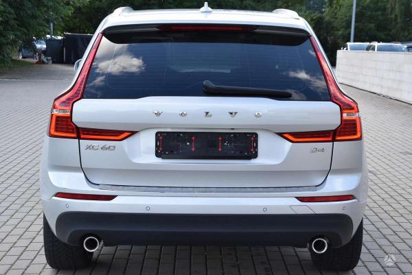 Pelēks Volvo XC60 2020 Viļņa, ar dzinēja tilpumu 1.97 L un nobraukumu 243 tūkst. km par 15999 €, foto 4 vietnē AUTOMOTO.COM.LV