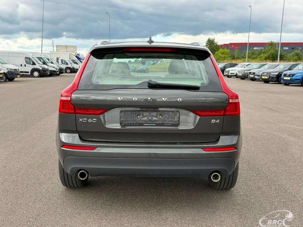 Pelēks Volvo XC60 2020 Viļņa, ar dzinēja tilpumu 1.97 L un nobraukumu 92 tūkst. km par 24900 €, foto 6 vietnē AUTOMOTO.COM.LV
